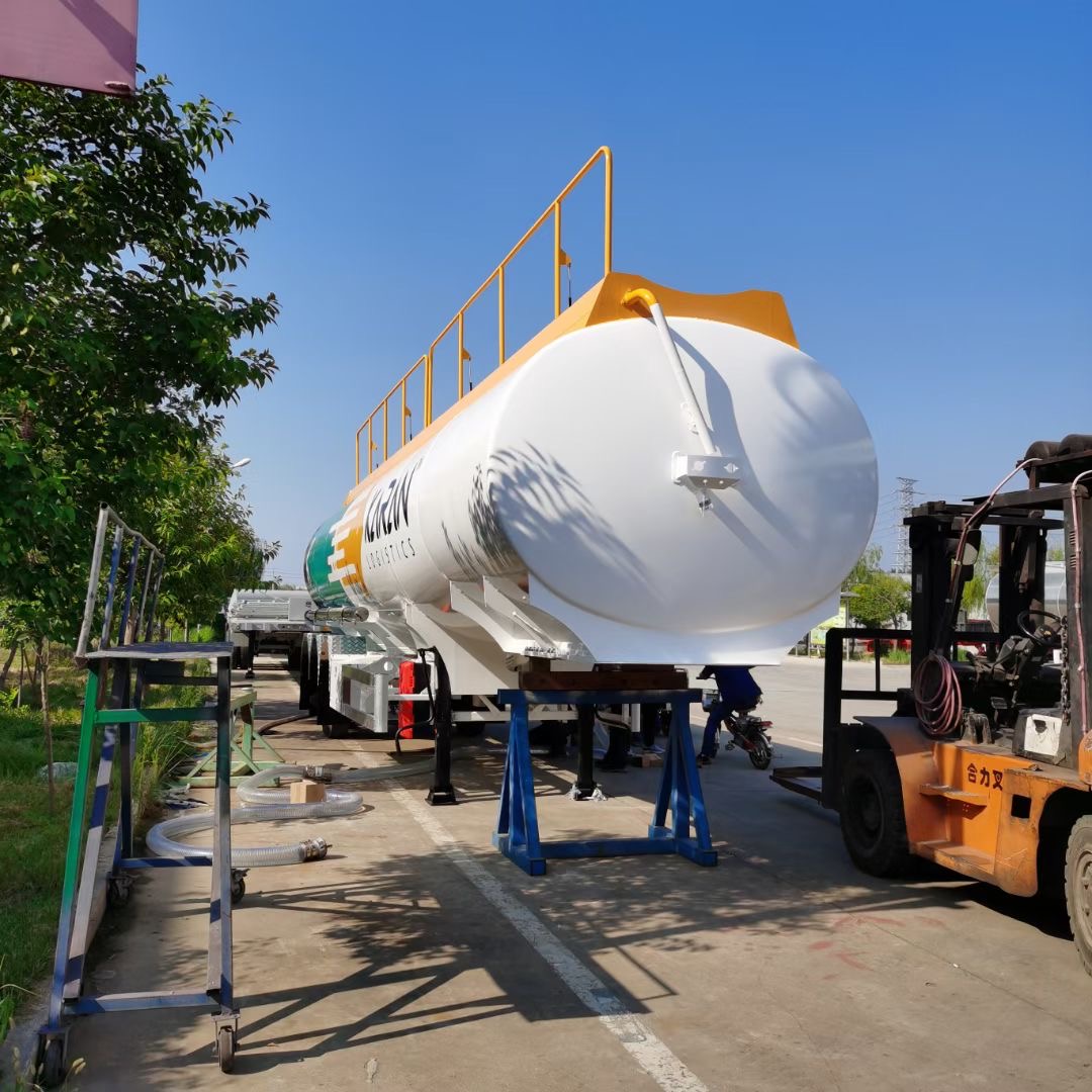 Carbon Steel Extendable Fuel Oil Tank Trailer from China manufacturer ...